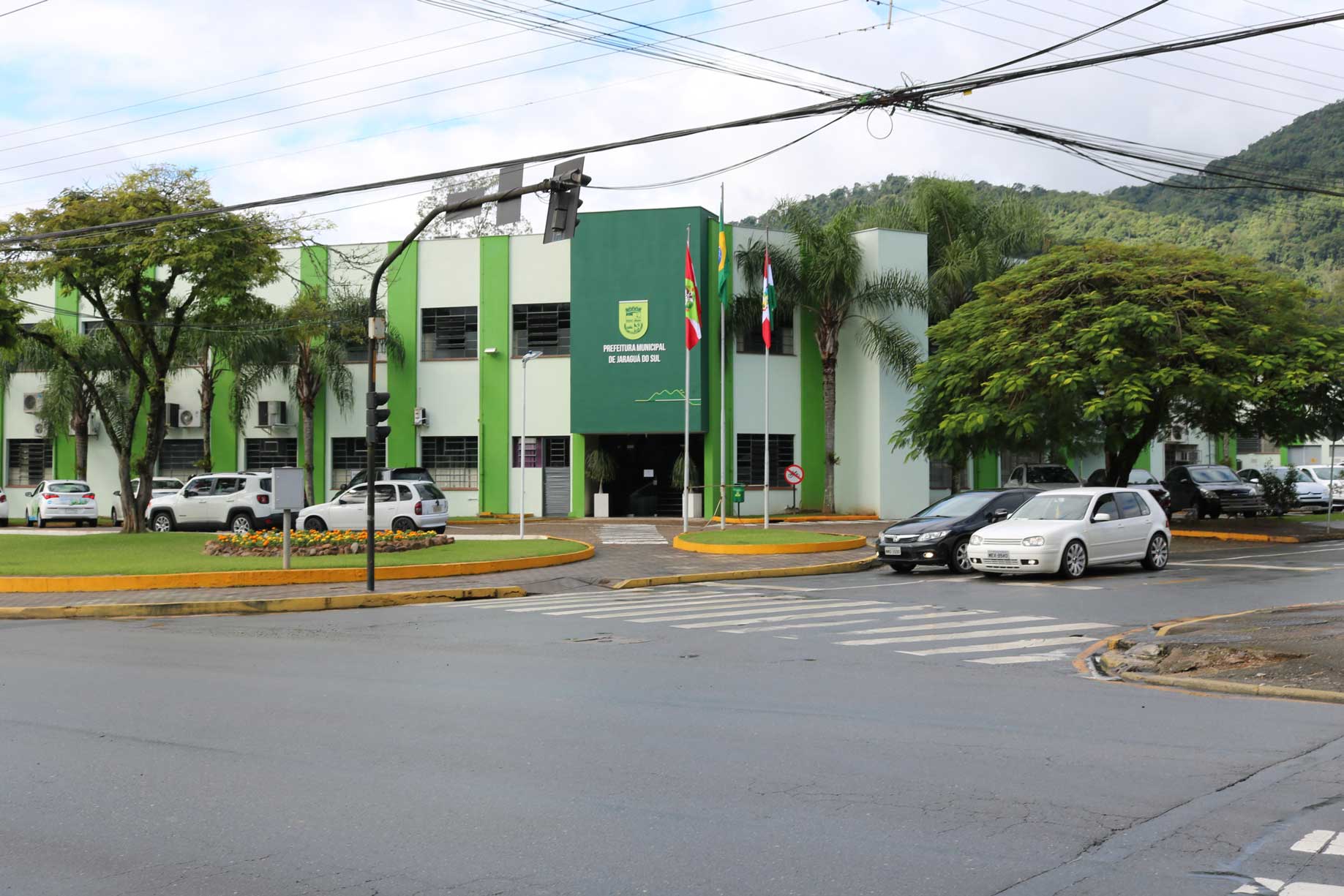 LOA ultrapassa pela primeira vez a casa dos R$ 1 bilhão